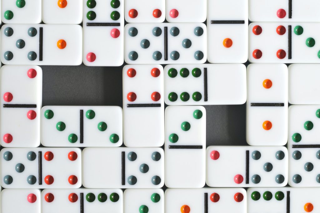 The History of Dominoes